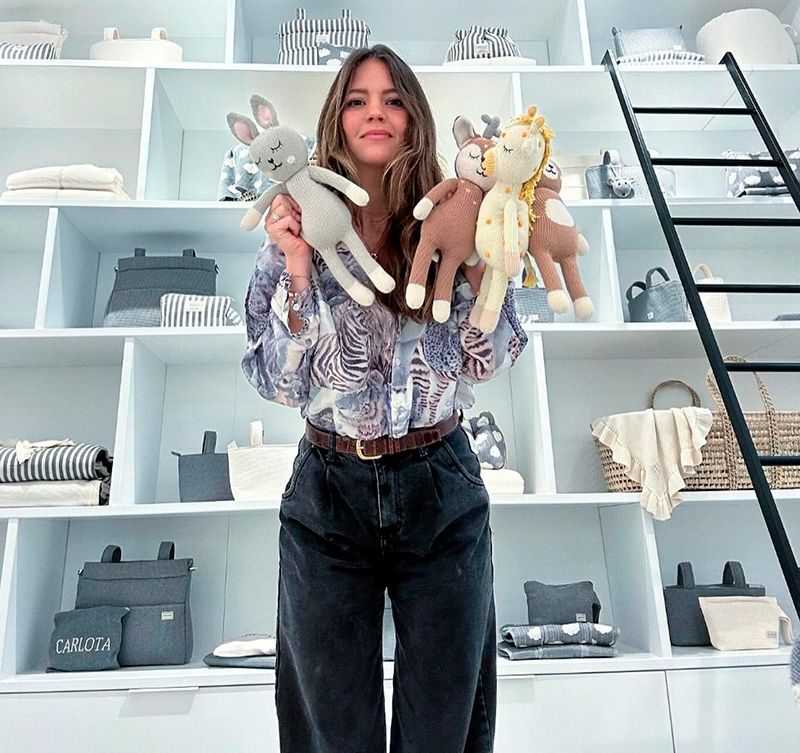 Isabelle Junot con los vaqueros 'slouchy' que favorecen a todas