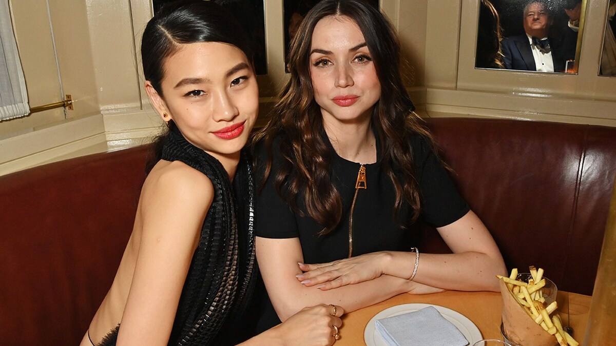 Ana de Armas y Simone Ashley, sus looks en el 'after party' de los ...