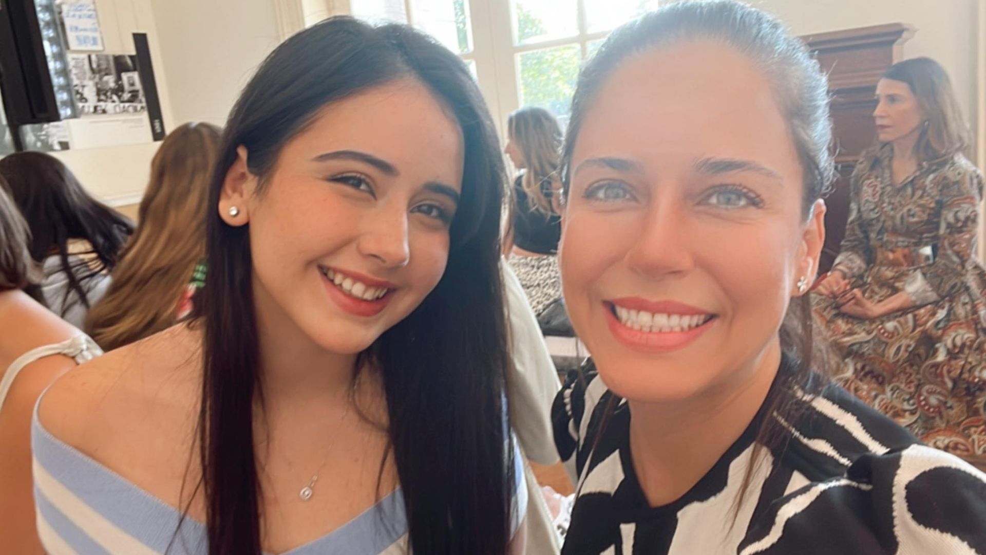 Ana Claudia Talancon Y Ana De La Reguera
