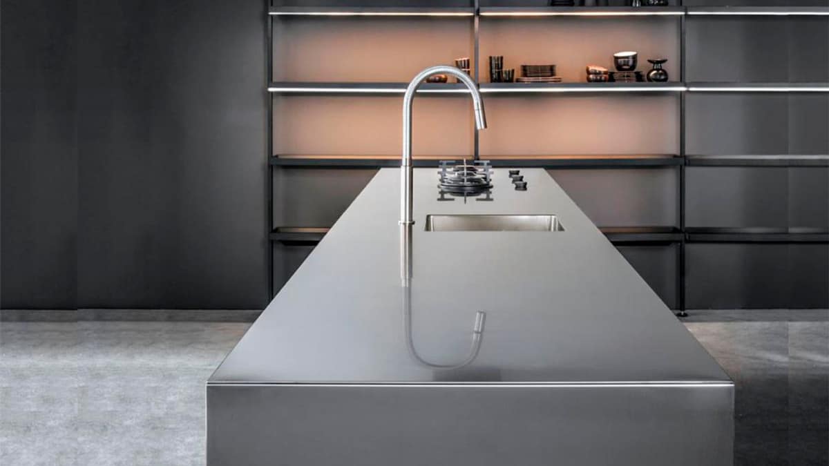 Razones para elegir una encimera de acero inoxidable para tu cocina