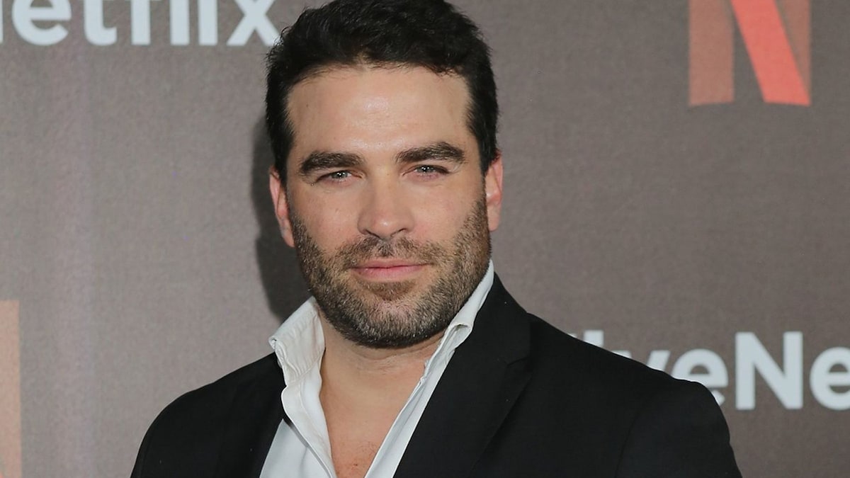 Hablamos con Alejandro Nones, actor de ¿Quién mató a Sara?