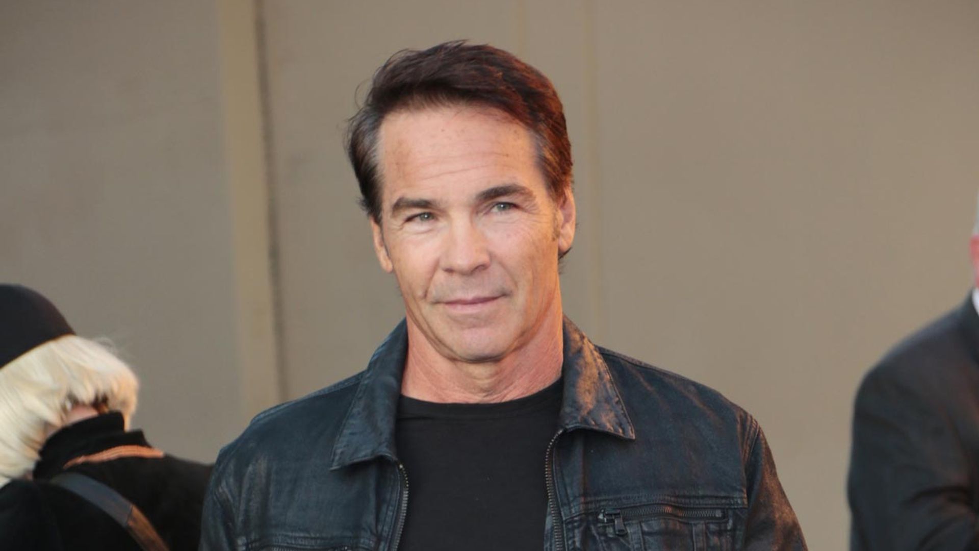 Jay Pickett, actor de Hospital General, fallece a los 60 años mientras ...