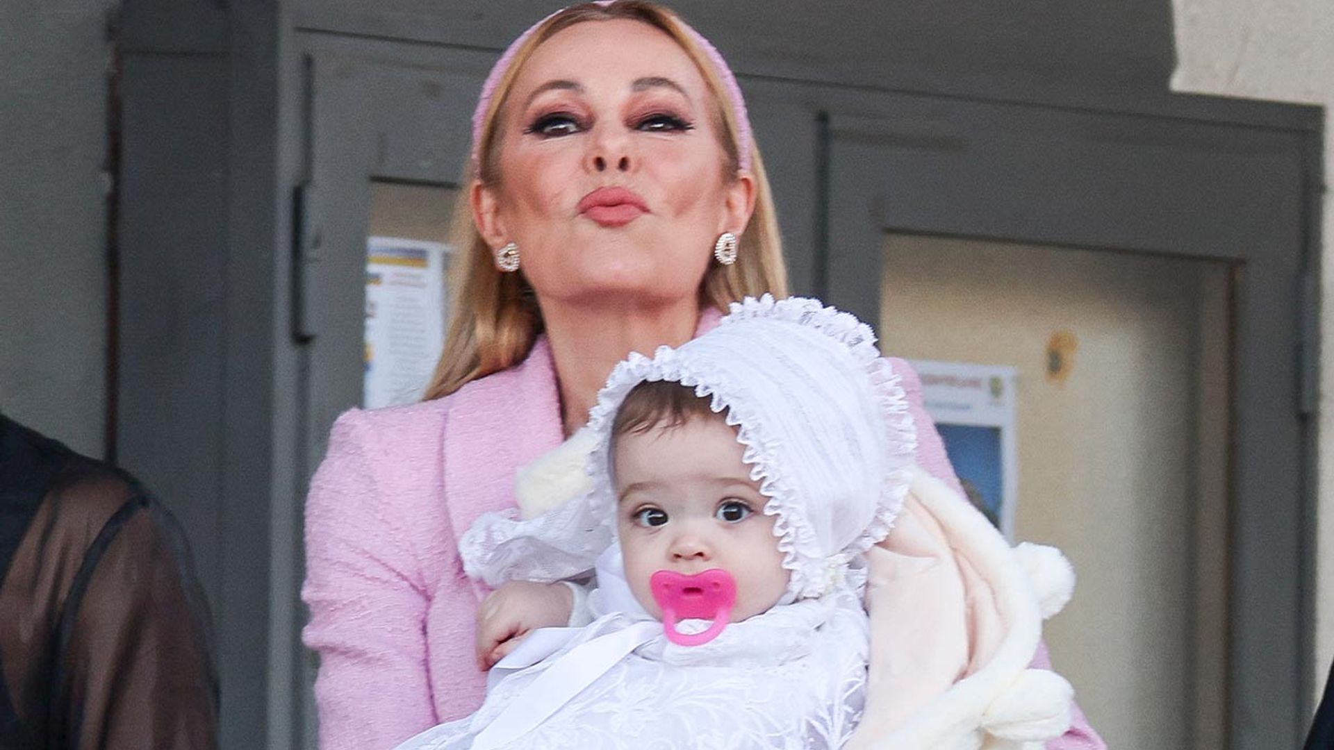 Nueve meses desde el nacimiento de la hija de Ana Obregón, la noticia ...