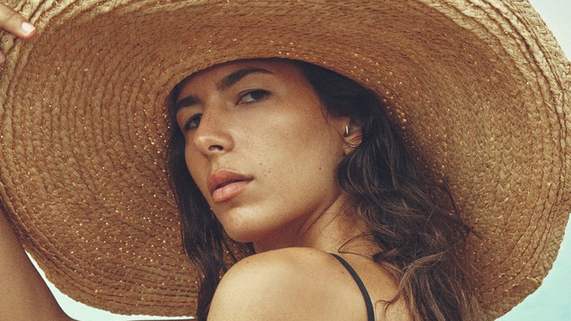 La técnica de maquillaje 'efecto bronceado' con tres productos de Zara