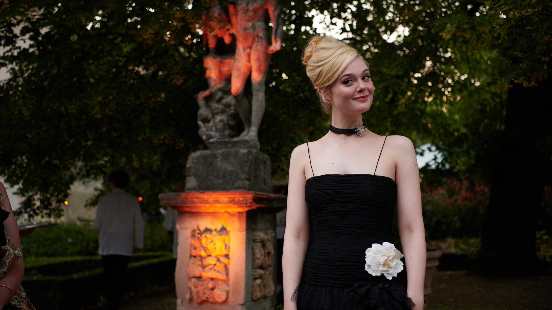 El sofisticado look de Elle Fanning a su paso por Italia | ¡HOLA!