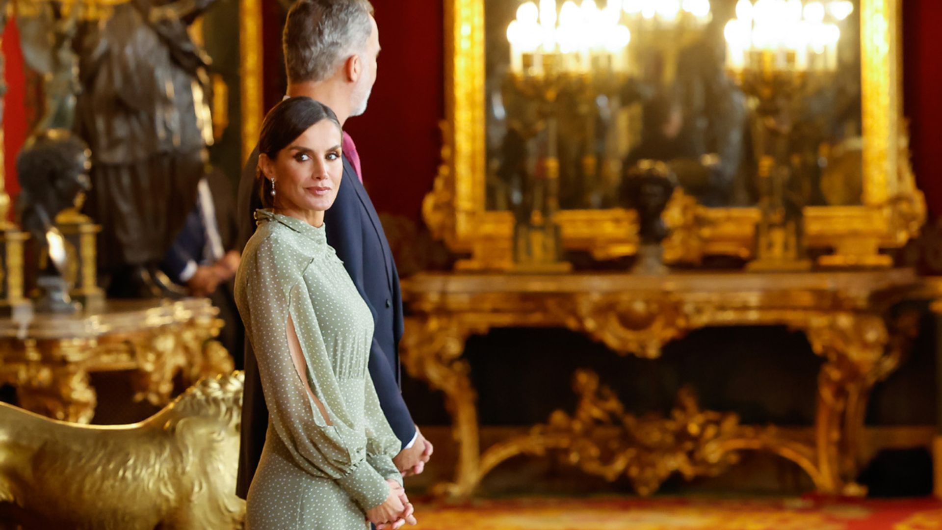 Don Felipe y doña Letizia, en la recepción por el Día de la Hispanidad