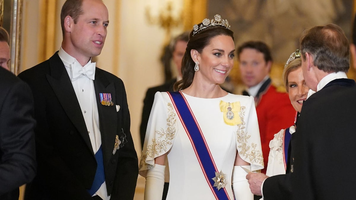 Kate Middleton rescata la tiara 'Strathmore Rose', que llevaba 90 años ...