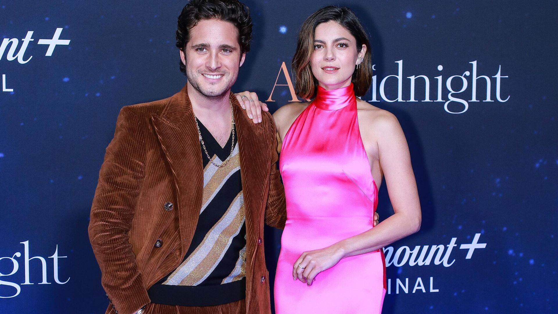 Monica Barbaro, de ‘Top Gun: Maverick’ a los brazos de Diego Boneta ...