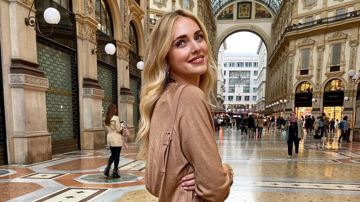 Copia el look a base de básicos de otoño favorito de Chiara Ferragni