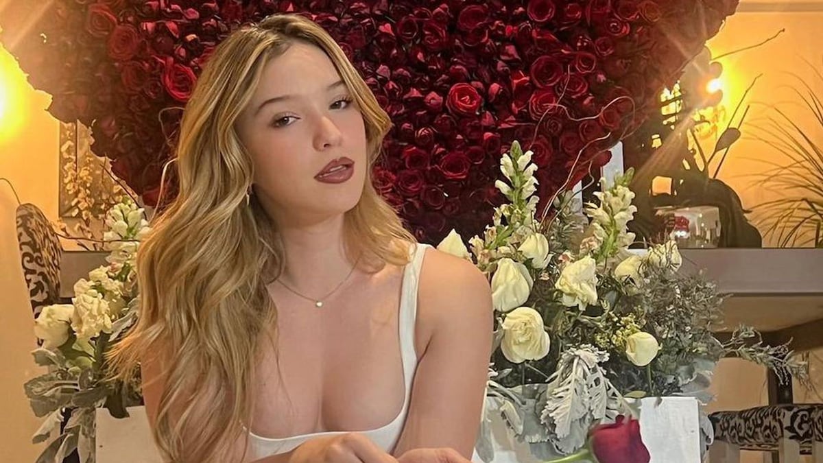 Mía Rubín celebra sus 19 años rodeada por su familia | ¡HOLA!