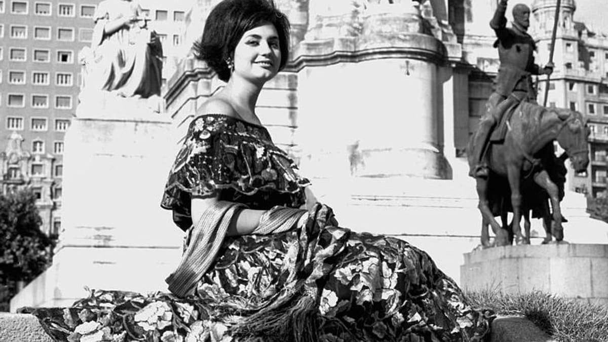 La Miss España que casi se convierte en monja y fundó el primer grupo ...