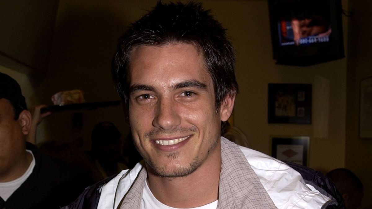 Muere en extrañas circunstancias el actor Ethan Browne, hijo del ...