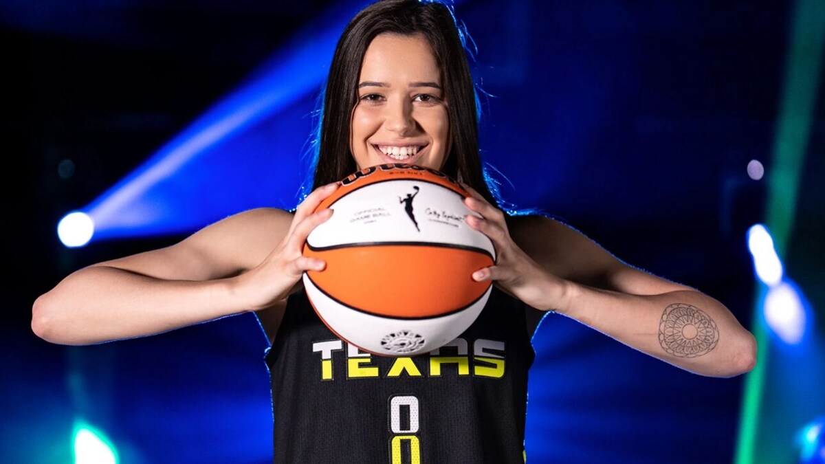 Lou Lopez Sénéchal, elegida entre las Top 100 Latina Powerhouse 2023 ...