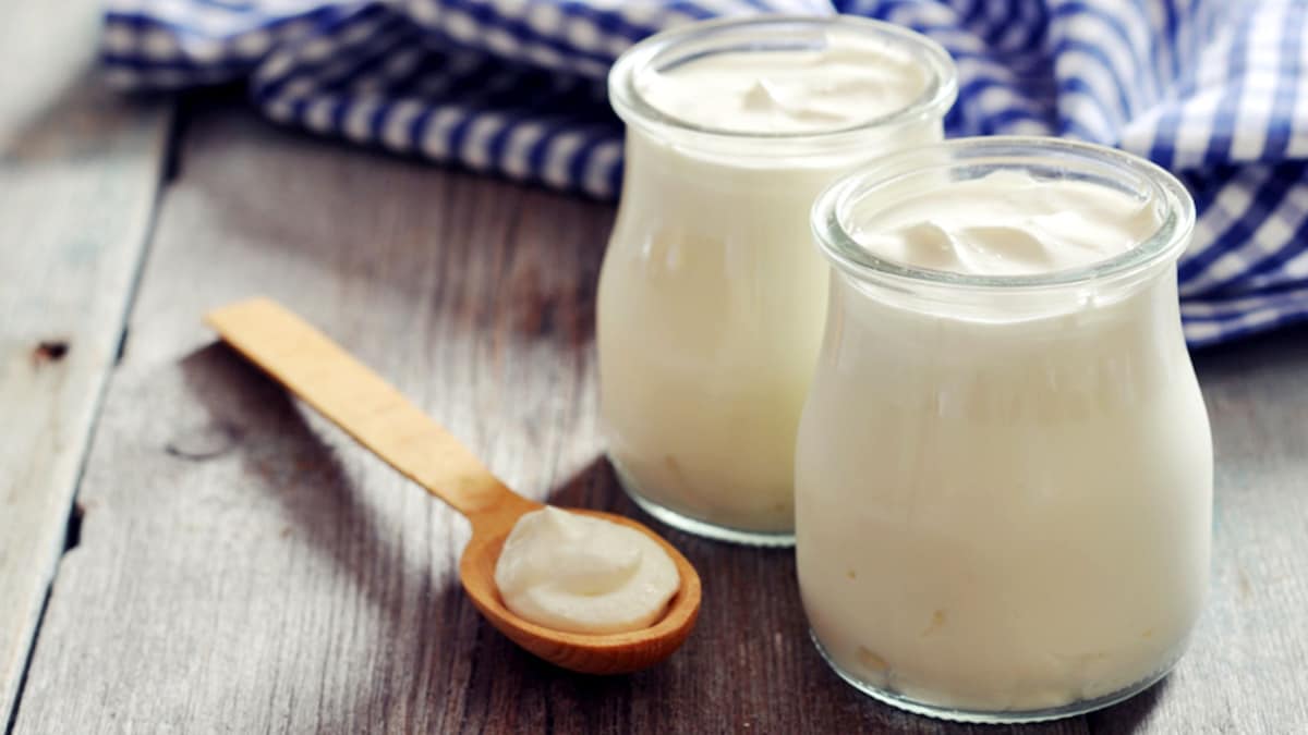 Yogures saludables: consejos para elegir los mejores