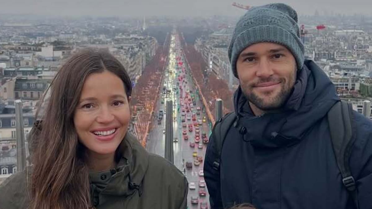 Malena Costa y Mario Suárez desvelan el nombre de su tercer hijo en ...