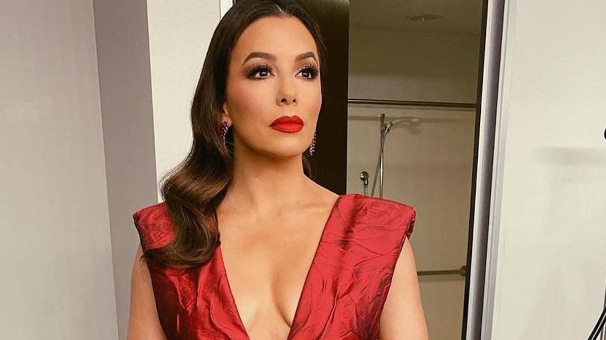 Eva Longoria deslumbra con su presencia en Coco Live | ¡HOLA!