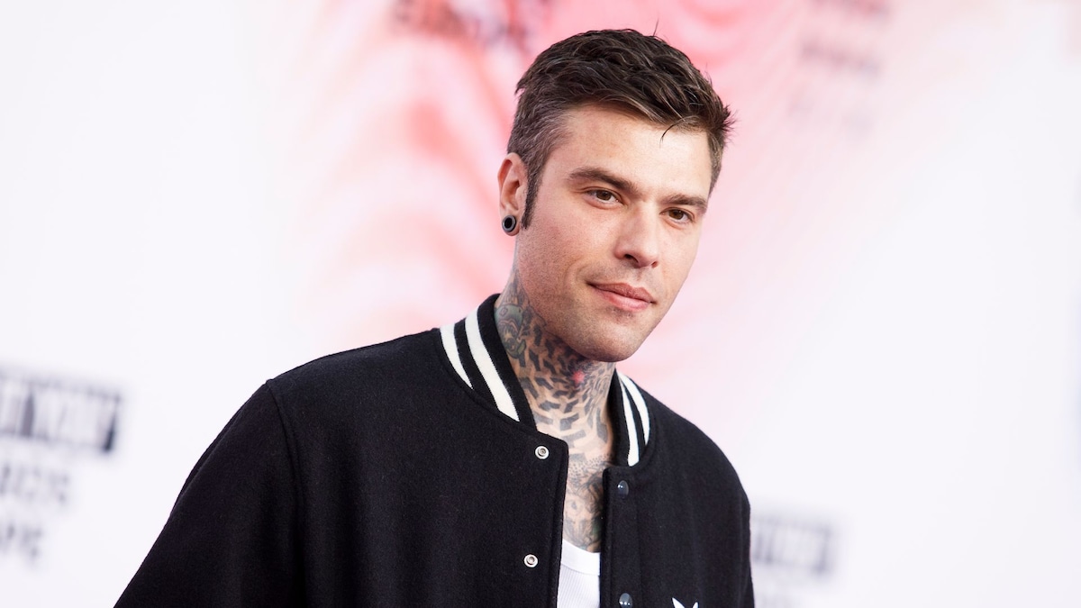 Fedez pasea su nuevo amor por Cerdeña: ¿quién es Giulia Honegger?