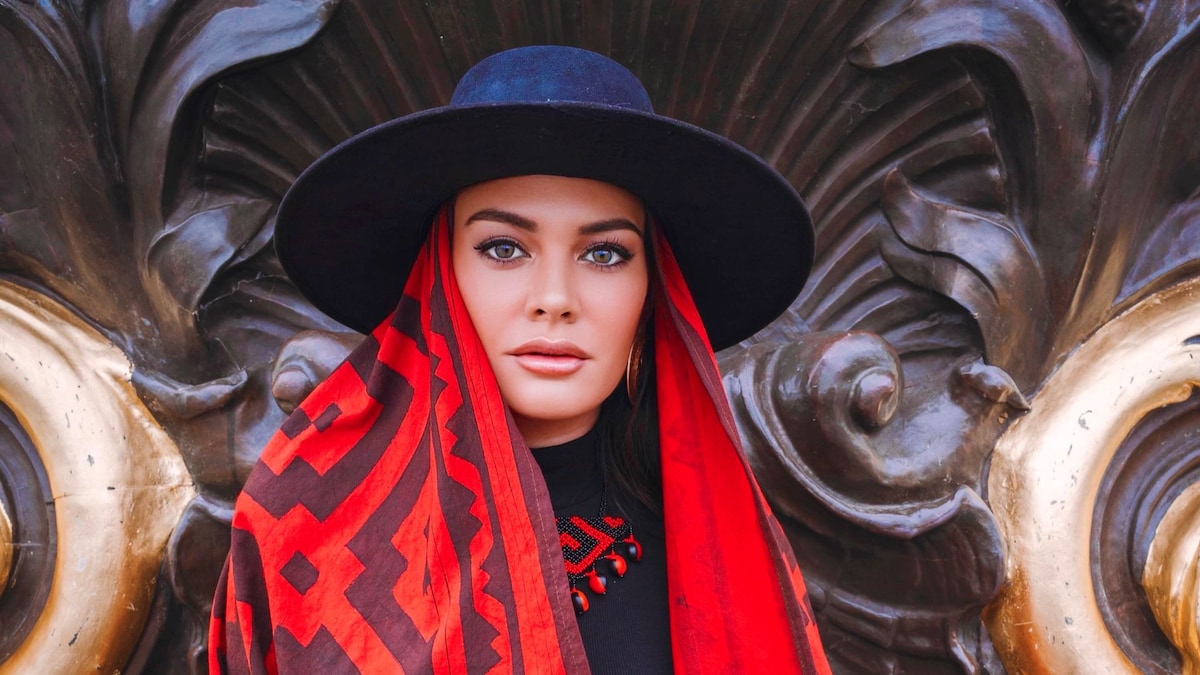 Alessandra Durand | Diseñadora peruana con moda sustentable | ¡HOLA!