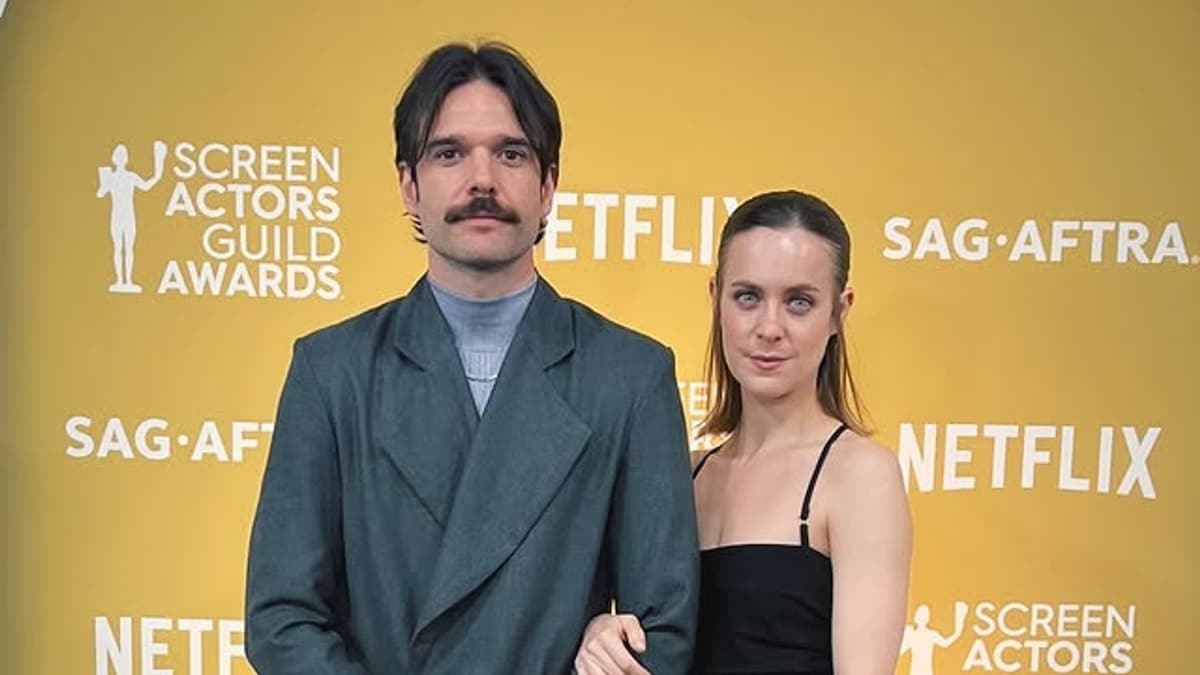 Jon, el hijo de Imanol Arias y Pastora Vega, debuta en los premios SAG ...