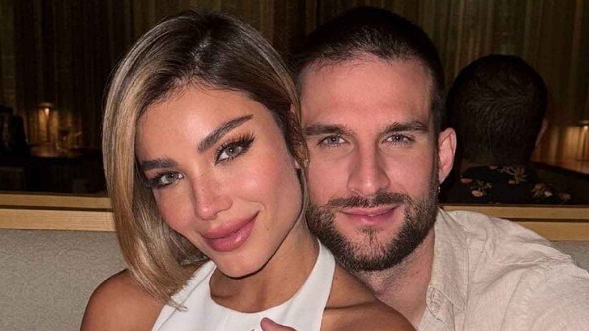 Aleska Génesis y Clovis Nienow confirman su noviazgo con un beso | ¡HOLA!