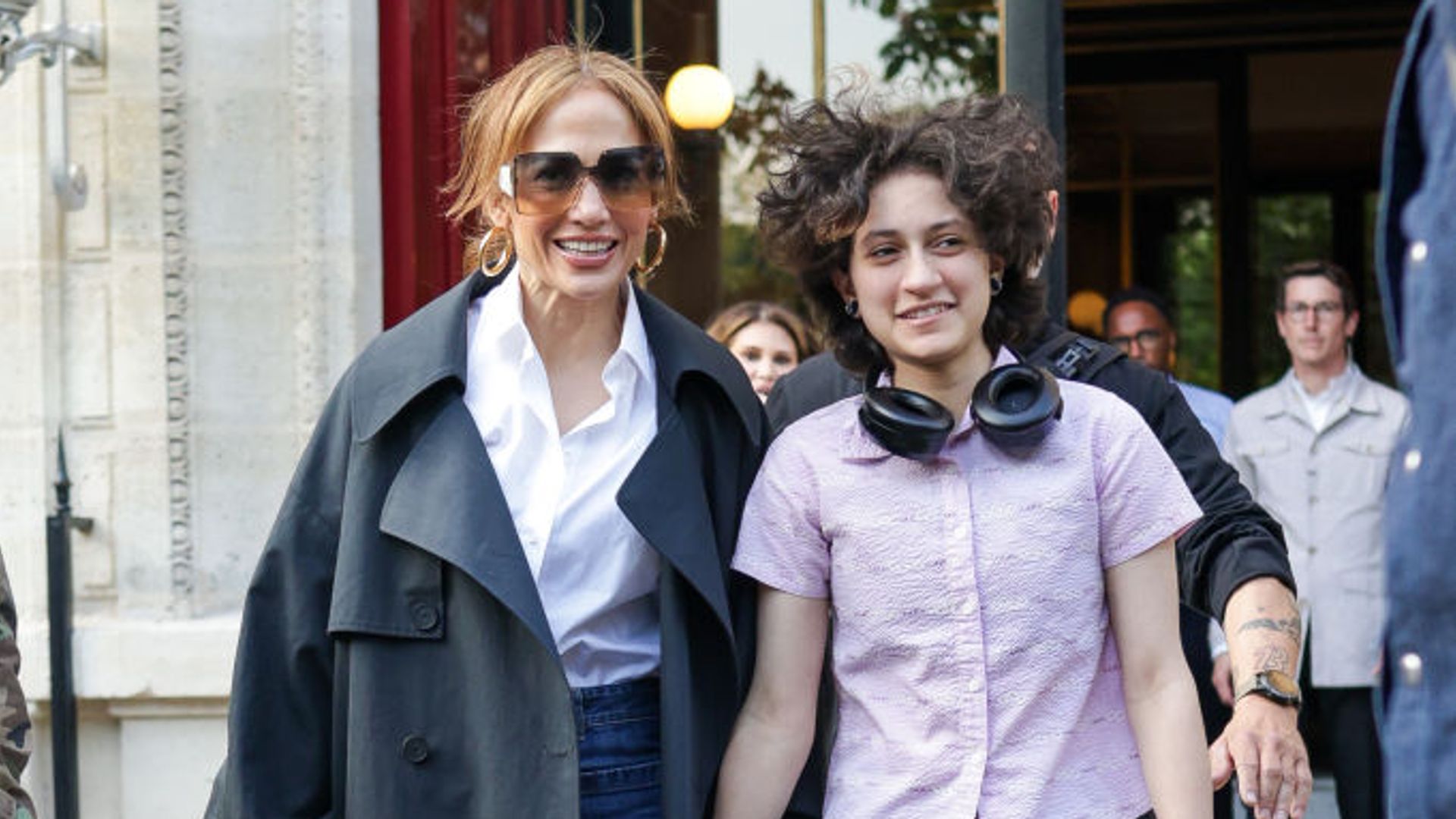 Jennifer Lopez y Emme Muñiz, de viaje por carretera para celebrar el 4 ...