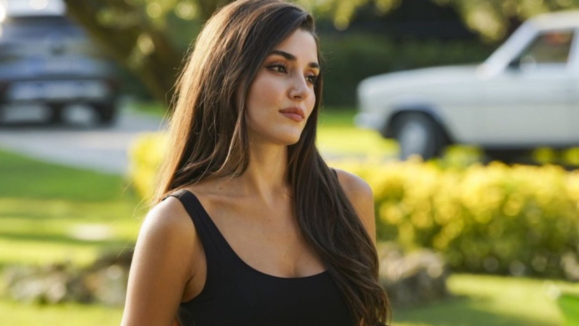 Hande Erçel ('Love is in the air') graba su nueva serie...¡echa un ...