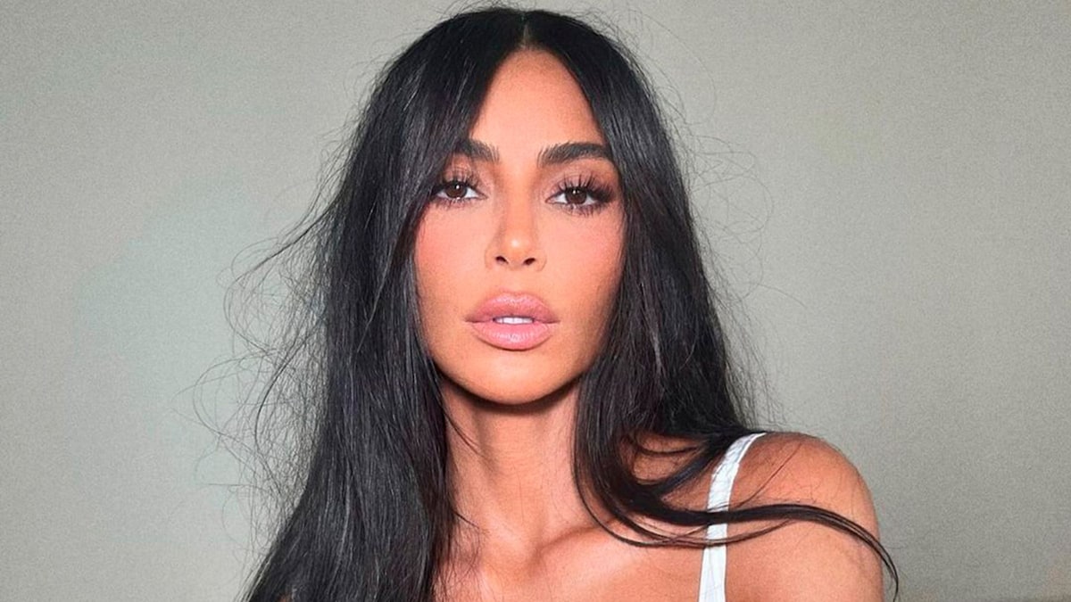 Kim Kardashian muestra el primer 'selfie' de su vida