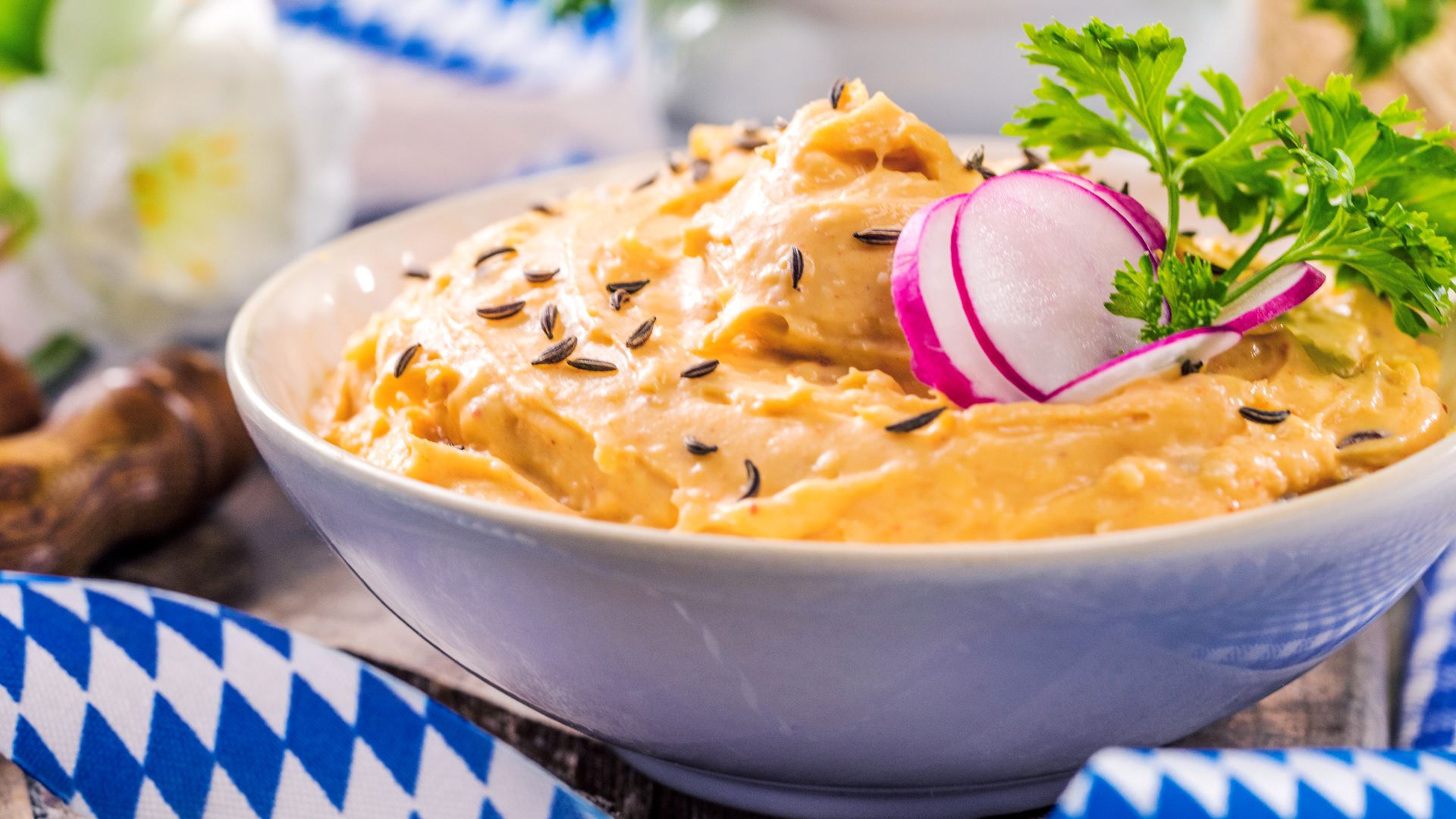 ‘Obatzda’: la crema de queso que vuelve locos a los alemanes, fácil y ...