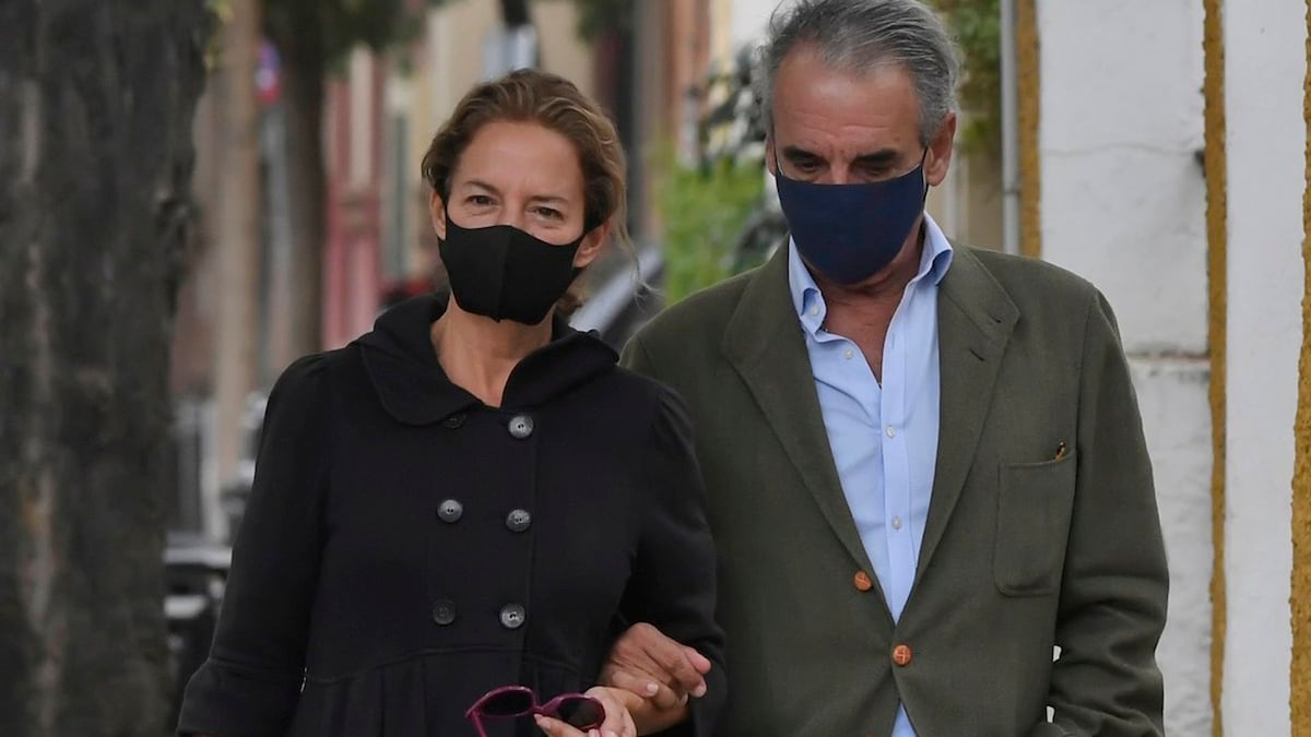 La novia de Mario Conde inaugura exposición