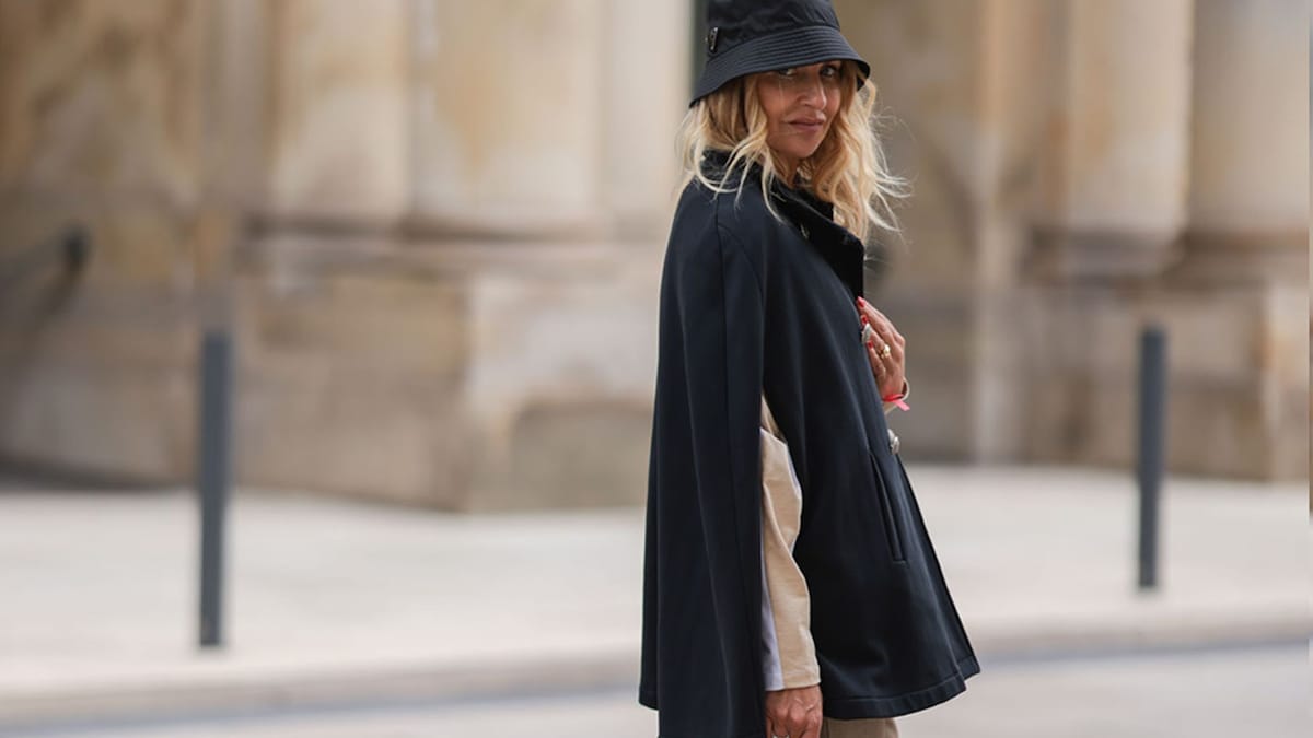 Cómo combinar una capa con básicos y conseguir un look de tendencia