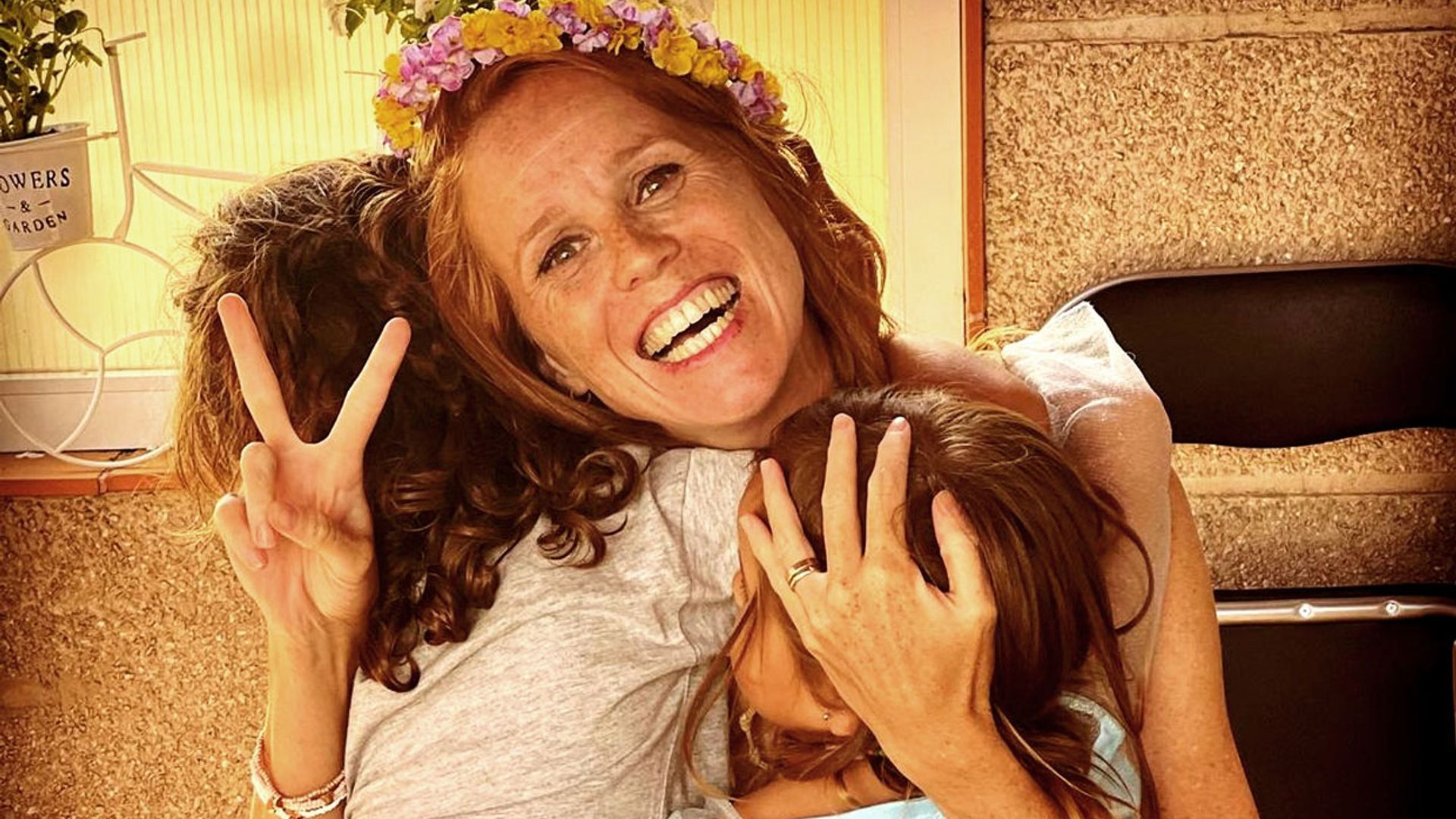 María Castro anuncia emocionada que está esperando su tercer hijo