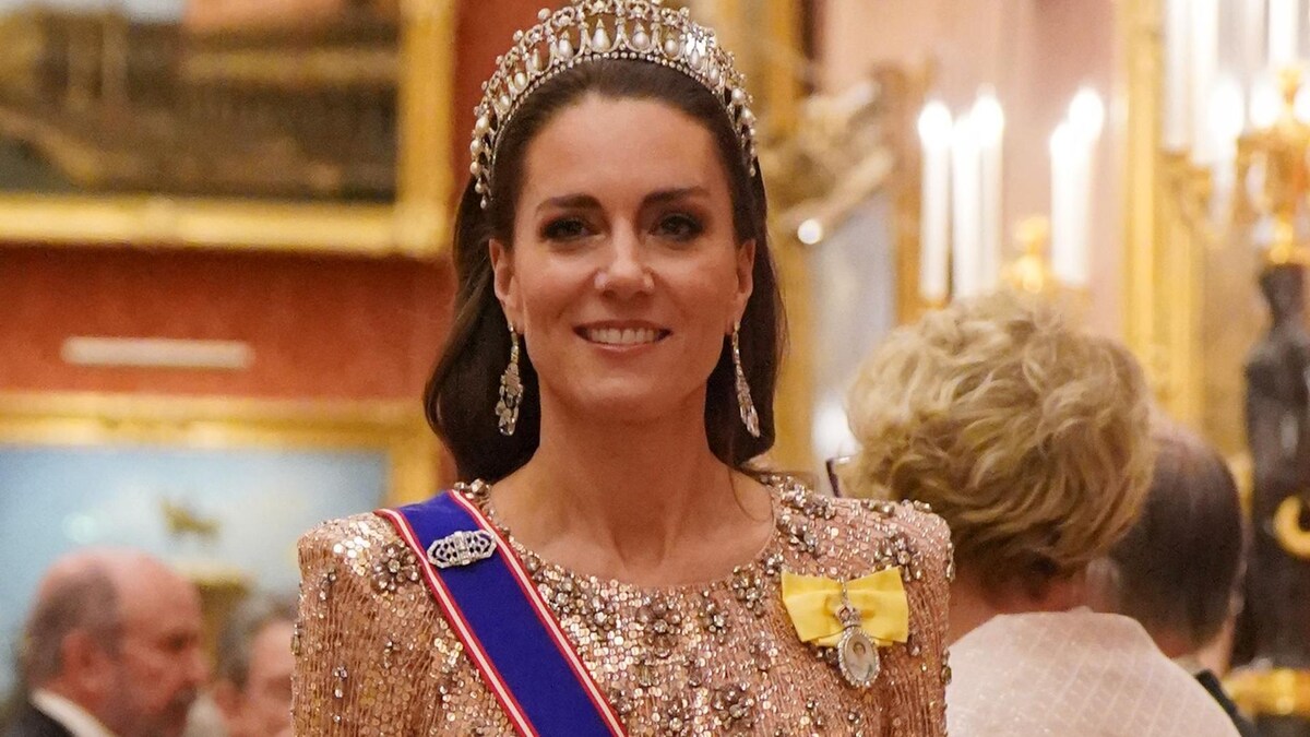 Siete looks de la realeza ideales para la Navidad | ¡HOLA!