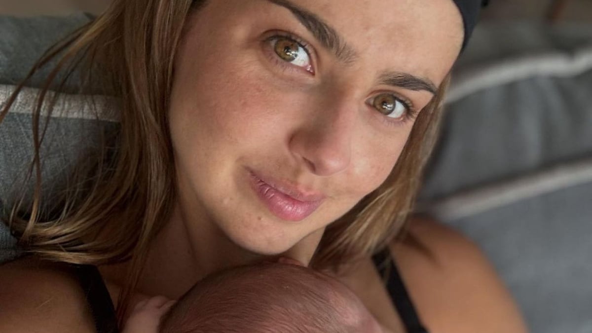 Michelle Renaud comparte nuevos vistazos junto a su bebé: 'Días de Milo' | ¡HOLA!