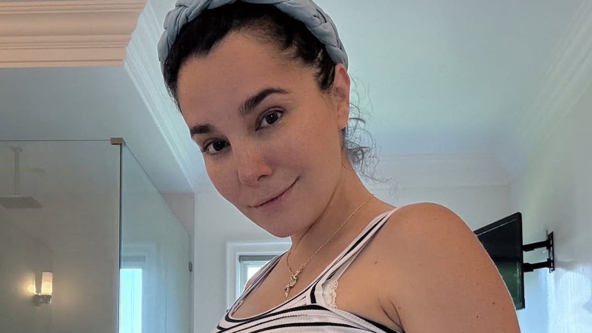 Martha Higareda presume su pancita y comparte nuevos detalles de su ...