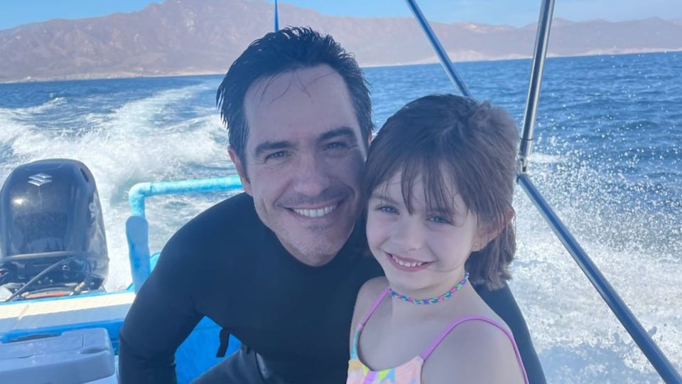 Mauricio Ochmann y Kailani le dan la bienvenida al verano con un paseo ...