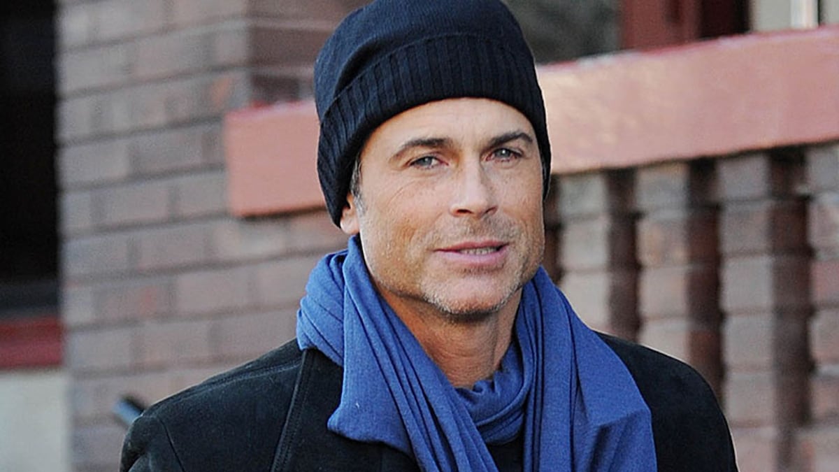 Rob Lowe se enfrenta a Bella Thorne