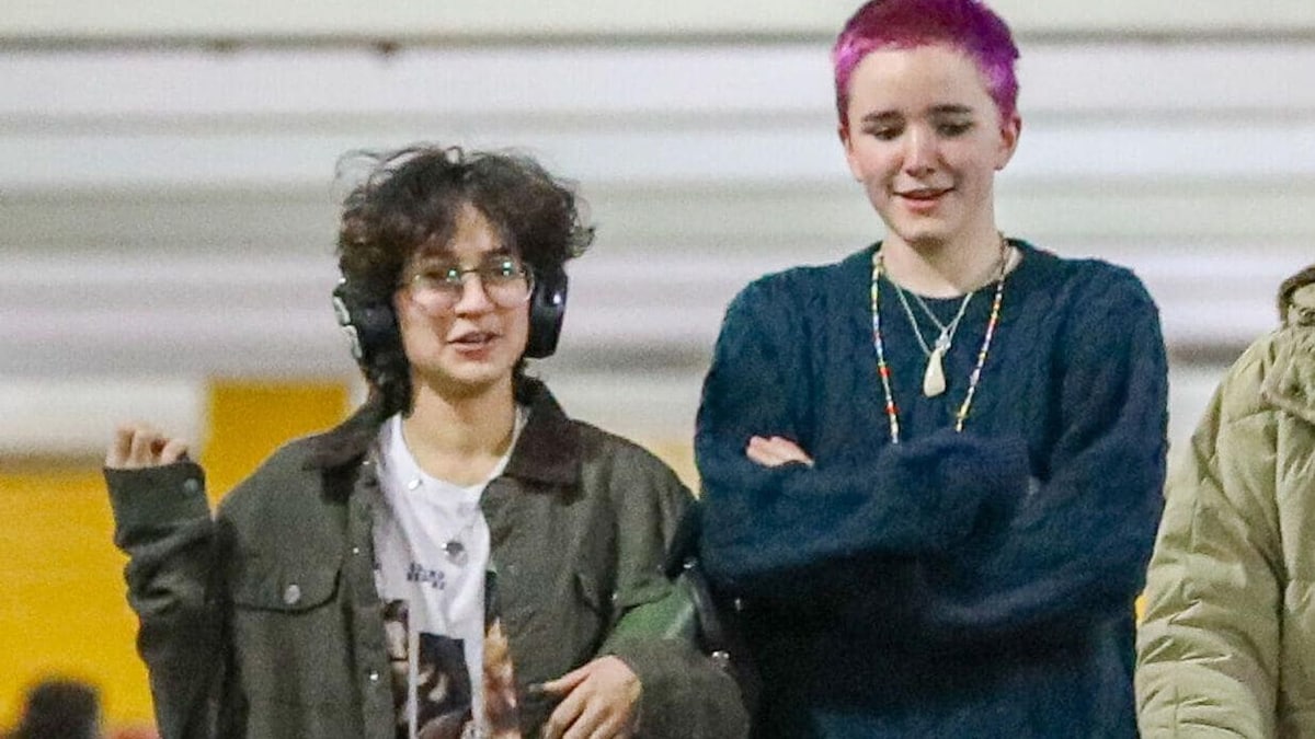 Emme Muñiz y Fin Affleck disfrutan de un día de compras en Los Ángeles ...