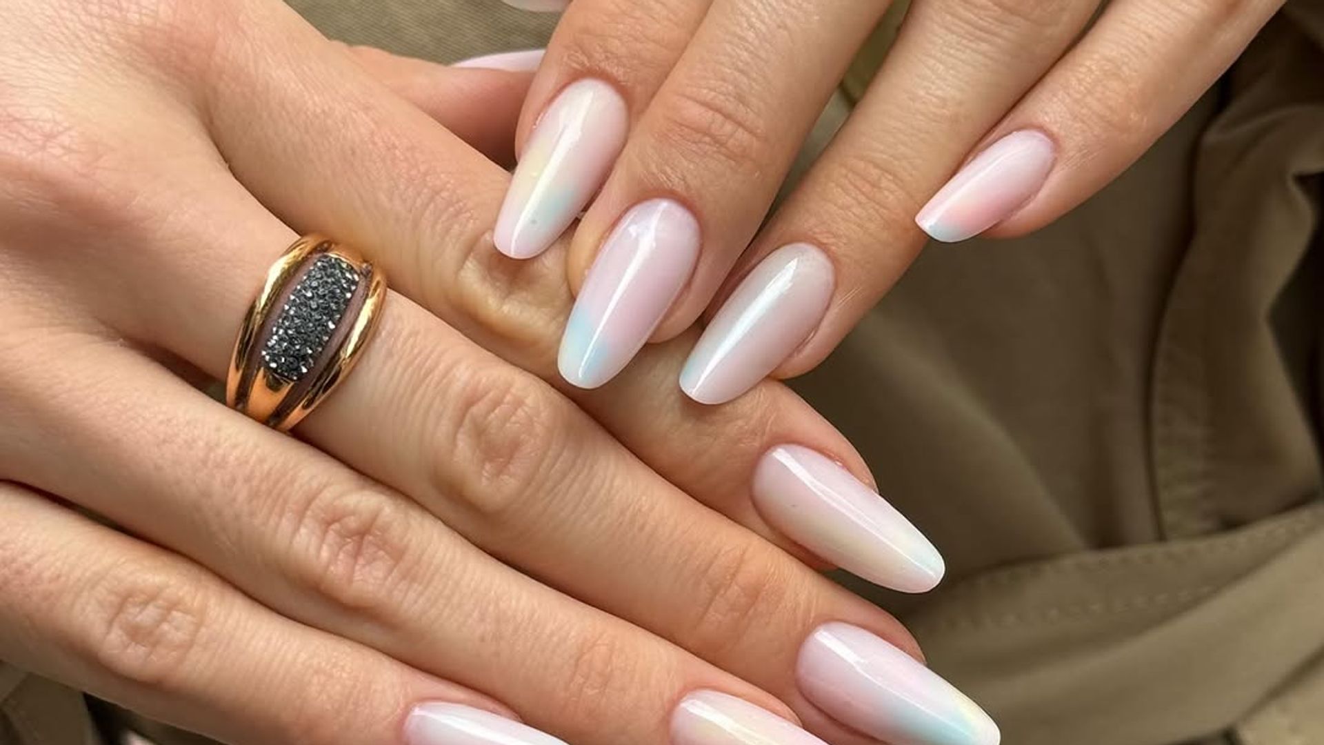 11 diseños de uñas con los colores que triunfarán este verano