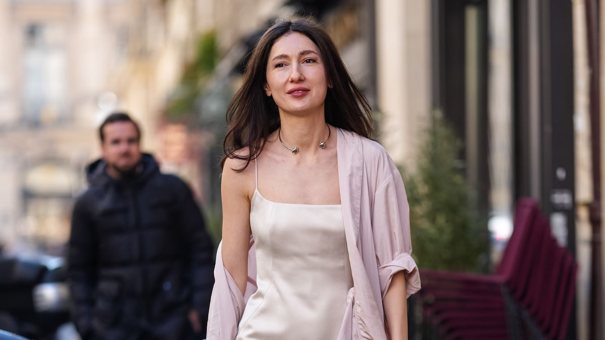 12 vestidos lenceros de Zara, Mango y otras tiendas que solucionan todos los looks, del trabajo ...