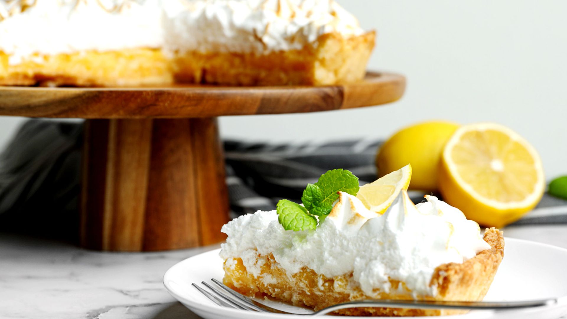 Postres con limón: 10 recetas irresistibles