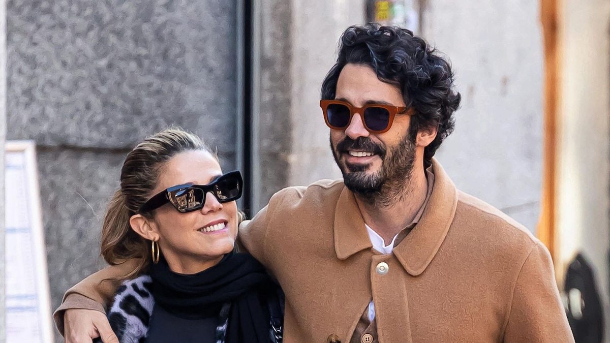 Juana Acosta y su novio, Pablo, derroche de amor en cada esquina