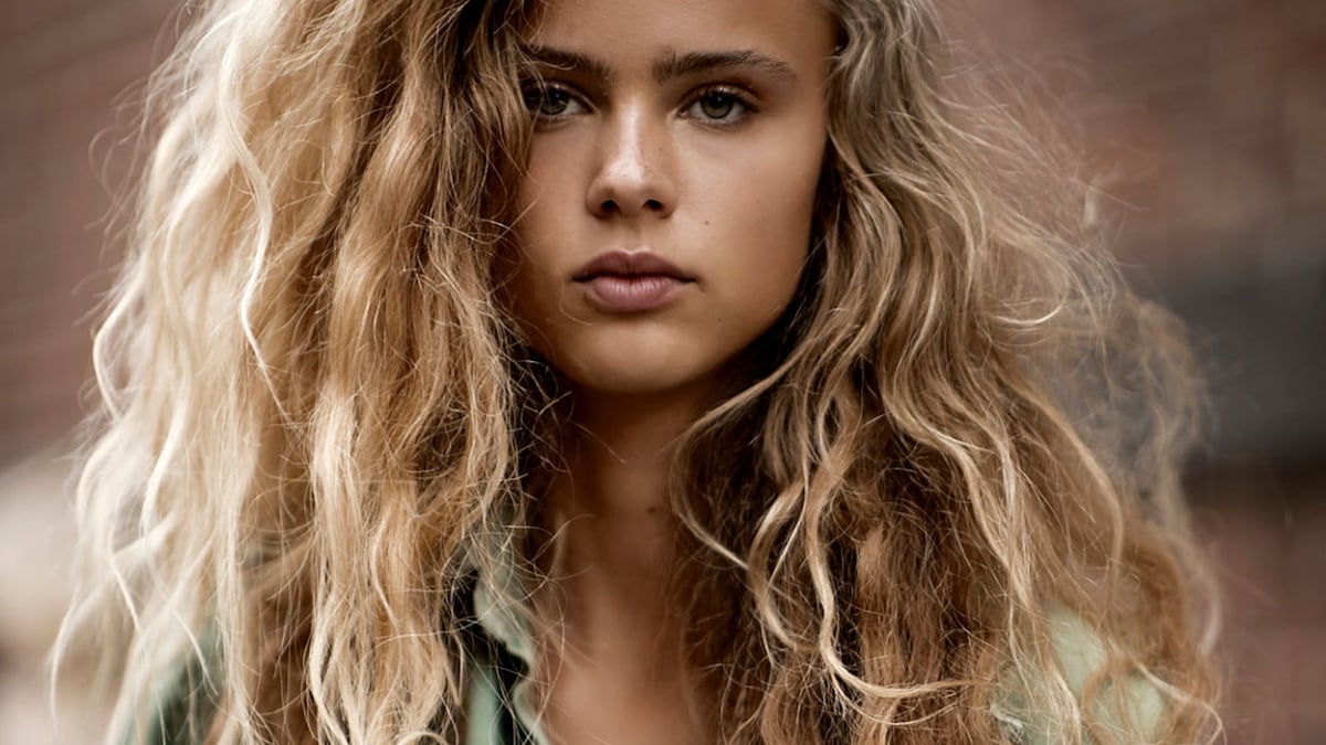 Cinco consejos infalibles para controlar el pelo encrespado