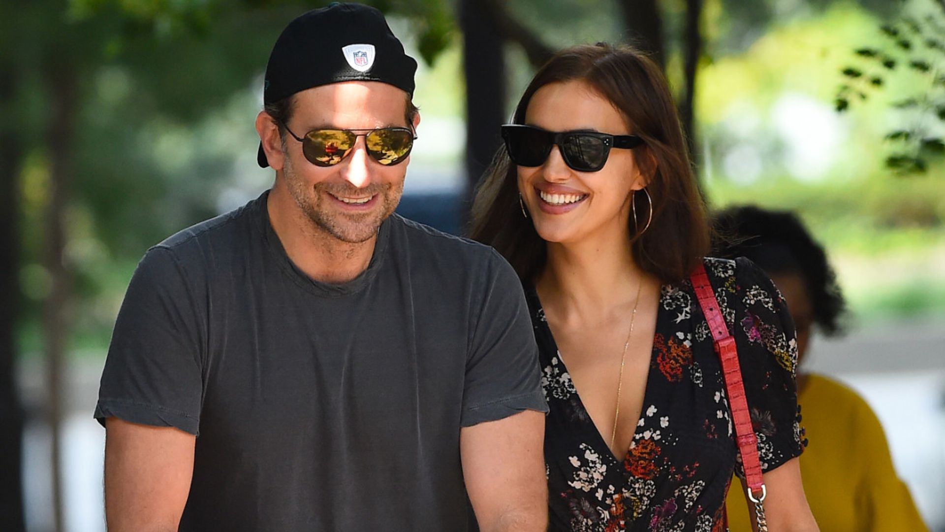 Irina Shayk y Bradley Cooper, ¿vacaciones románticas en el mar?
