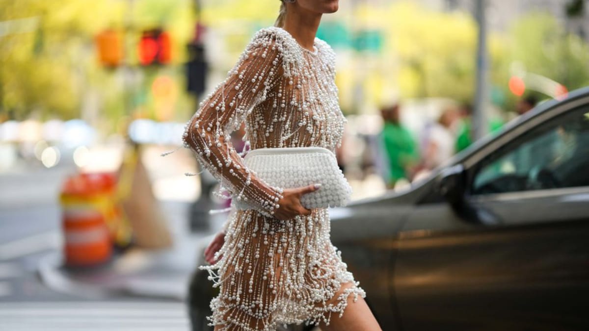 Las prendas con perlas más estilosas para que arrases esta temporada