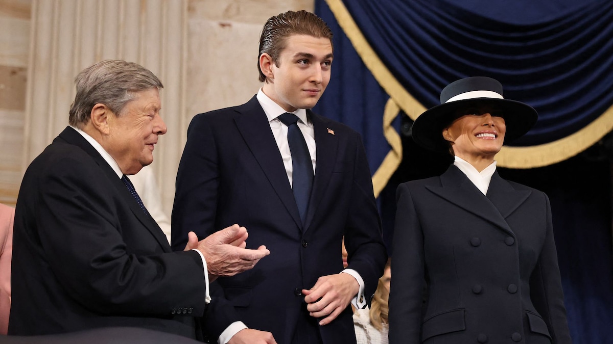 Barron Trump, mano derecha de su madre y el otro protagonista durante ...