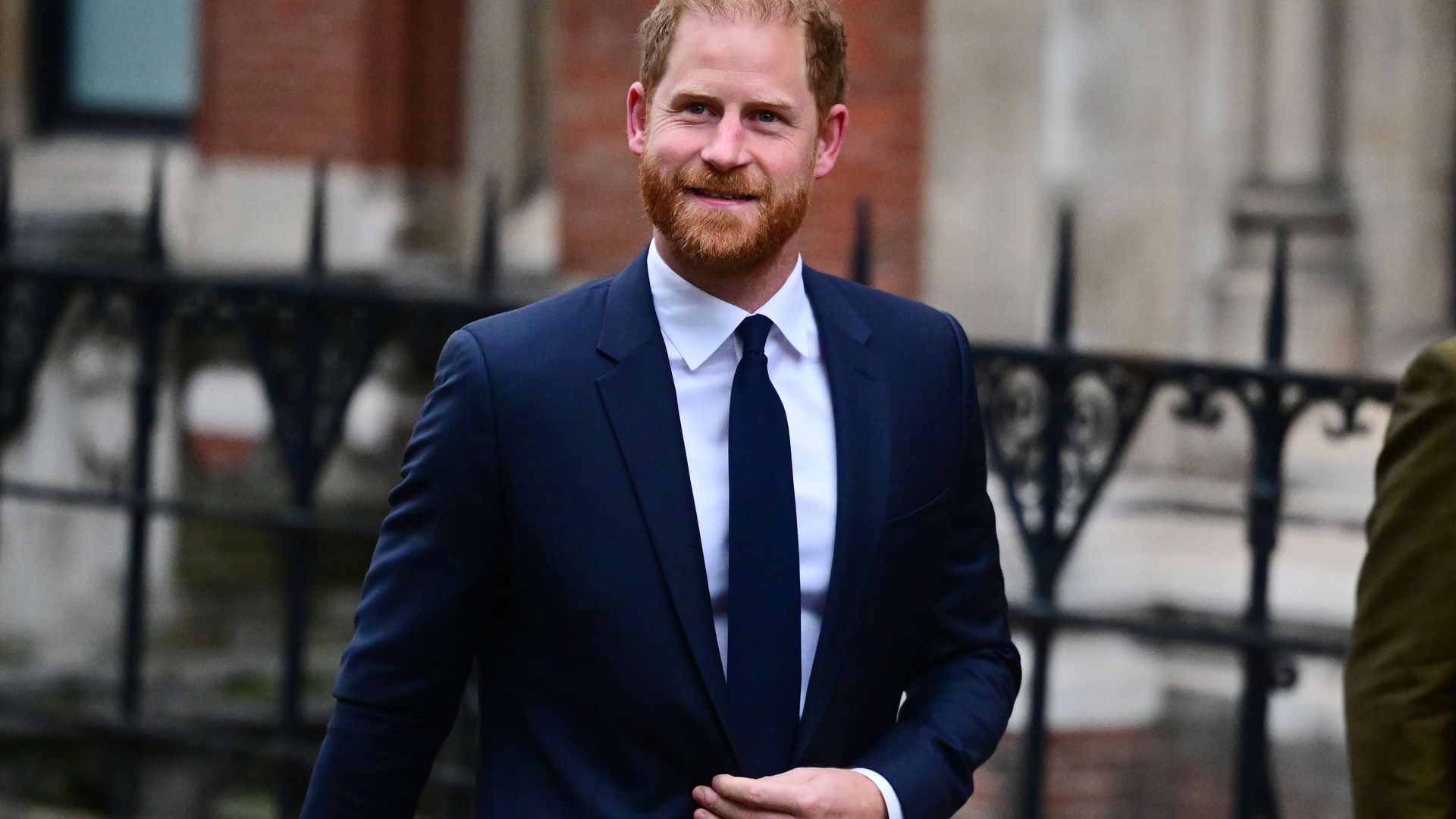 El príncipe Harry comparece en Londres el primer día del juicio contra ...