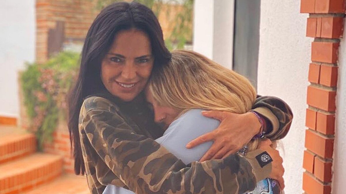 Rocío Flores acompaña a Olga Moreno a Madrid antes de 'Supervivientes'