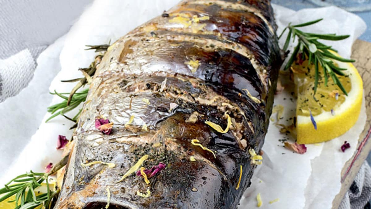 Melva asada con romero