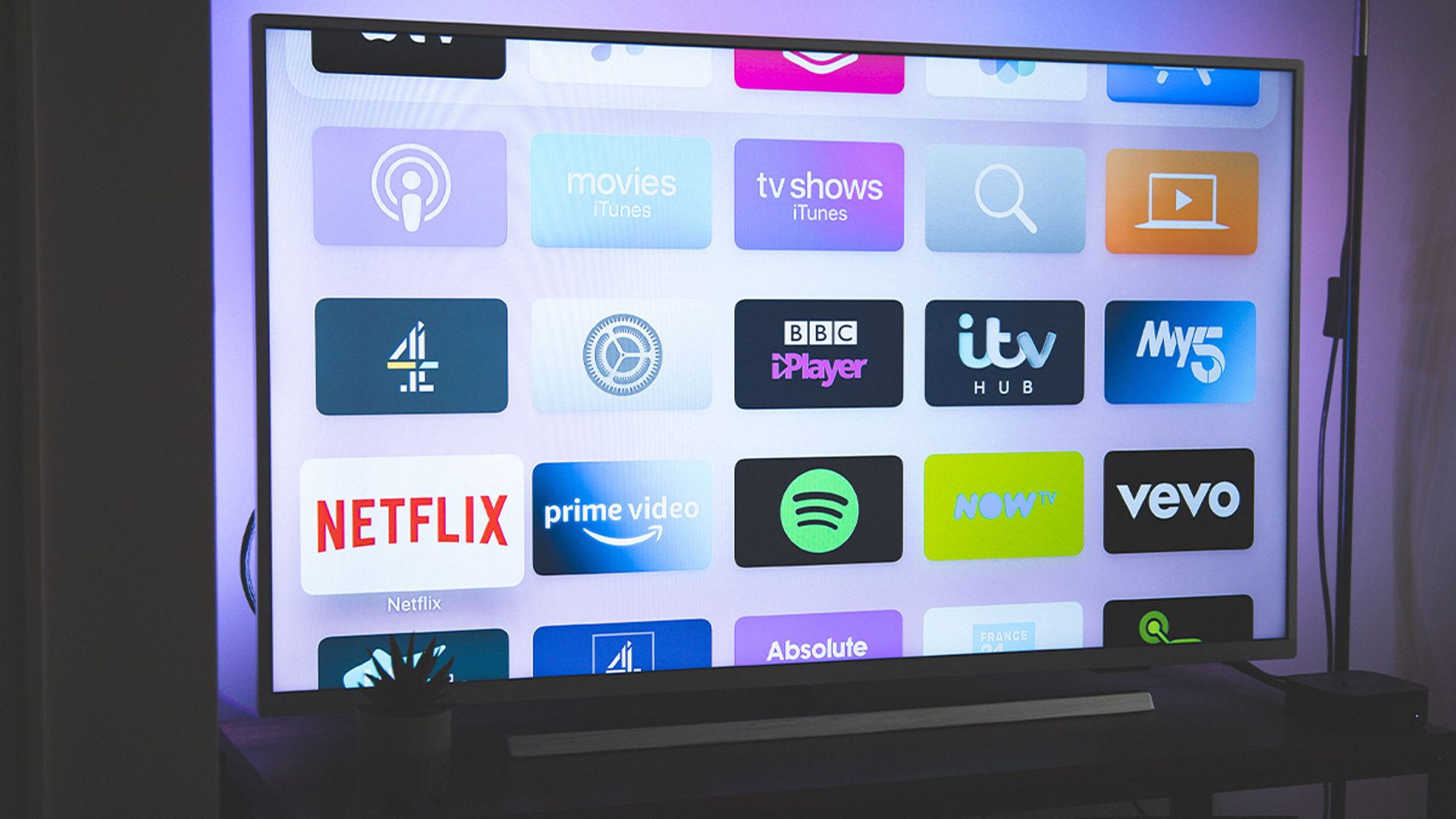 6 aparatos para convertir una TV en Smart TV