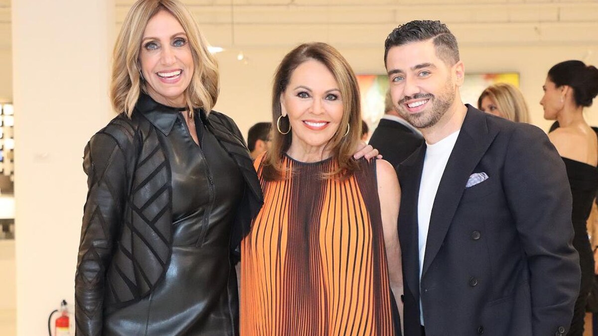 Lili Estefan, Fonseca y Borja Voces en la exposición de 'Boterosutra' y ...